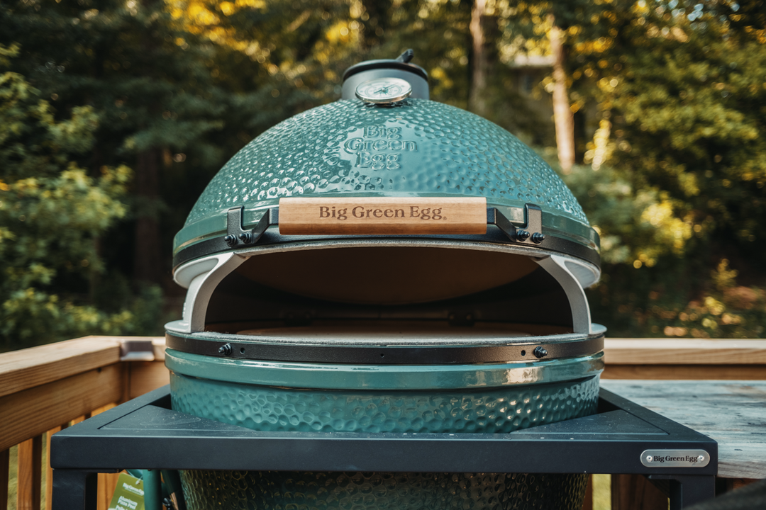 How to Use the Pizza Wedge – Big Green Egg