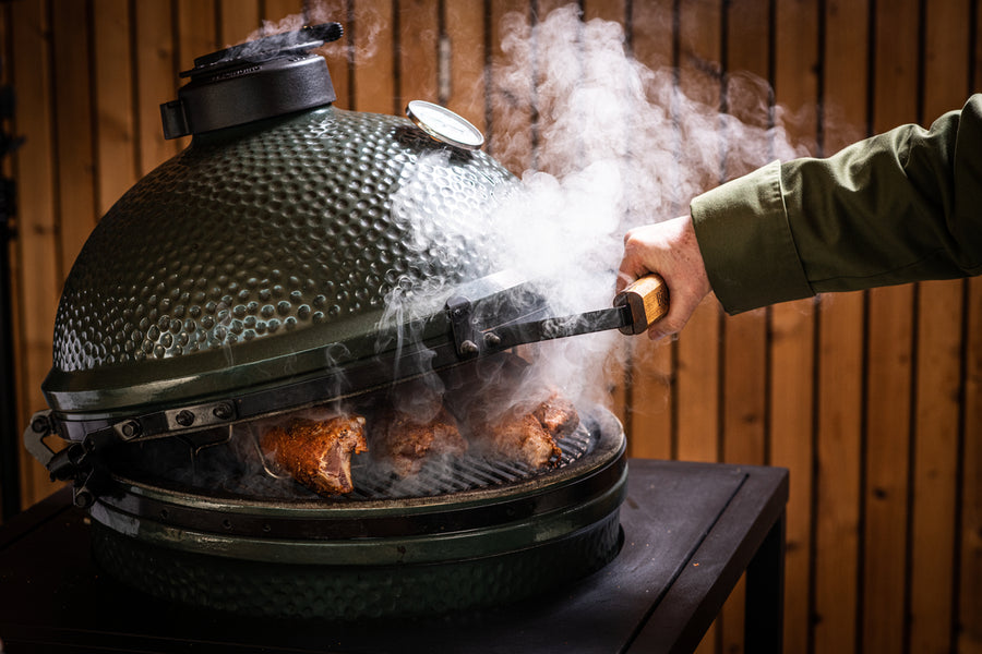 How to Set Up for Smoking – Big Green Egg